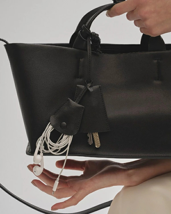 【即納】TODAYFUL トゥデイフル LIFEs ライフズ　Useful Leather Bag (M) ユースフルレザーバッグ 鞄 12521011 吉田怜香【2025】【AW】【2025夏秋】【2025AW】【入荷】