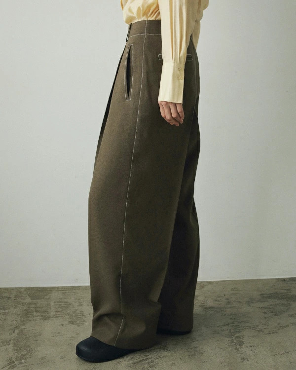 【即納】anuke アンヌーク anuke　Heather Tuck Pants ヘザータックパンツ 6242070 船曳ひろみ【2024】【AW】【2024秋冬】【2024AW】【入荷】