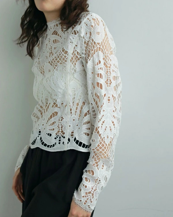 【即納】anuke アンヌーク anuke　Panel Lace Blouse パネルレースブラウス 62520402 船曳ひろみ【2025】【AW】【2025夏秋】【2025AW】【入荷】