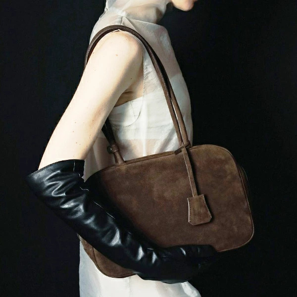 【即納】anuke アンヌーク anuke　Ecoleather Boston Bag エコレザーボストンバッグ 鞄 62521018 船曳ひろみ【2025】【AW】【2025夏秋】【2025AW】【入荷】