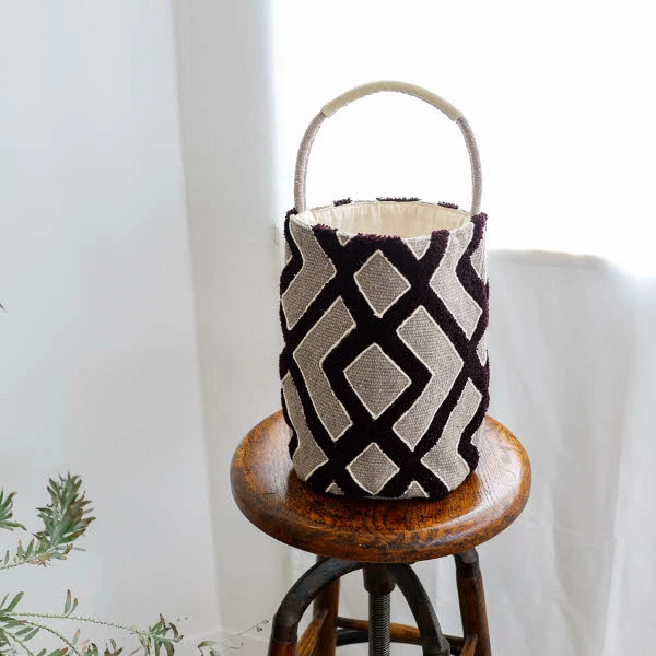 【即納】beej ビージ beej_beej_Busket bag_showa（大サイズ） バスケットバッグ【2024】【AW】【2024秋冬】【2024AW】【入荷】