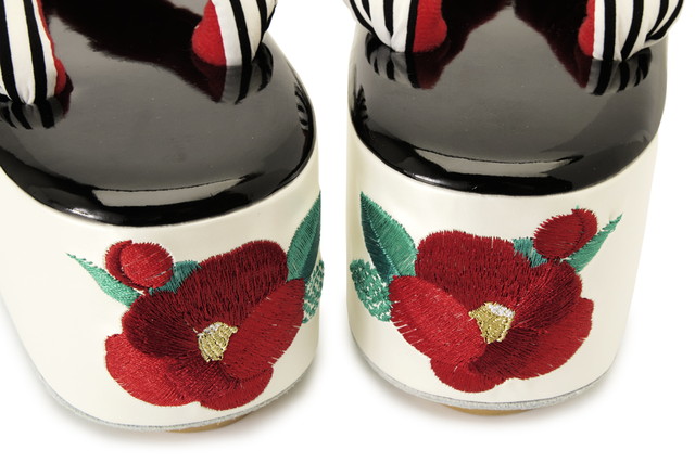 成人式 草履 レディース 厚底 黒 ブラック 白 オフホワイト 縞