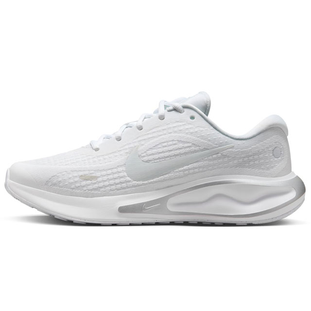 送料無料 スニーカー ローカット 運動靴 レディース SS 春夏 新作 夏新作 秋新作 人気 流行 定番 2025 ナイキ NIKE FJ7765-102 ウィメンズ ジャーニー ラン トレーニングシューズ ホワイト/ホワイト/ピュアプラチナ