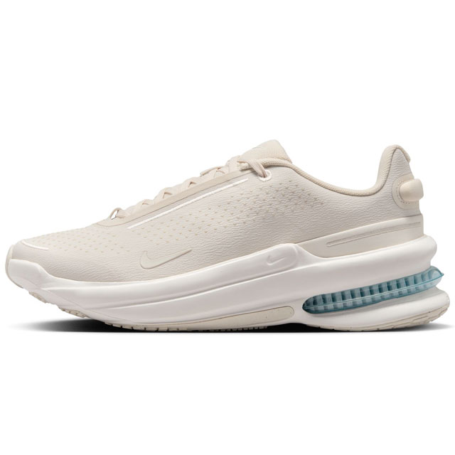 送料無料 スニーカー ローカット レディース SS 春夏 新作 夏新作 秋新作 人気 流行 定番 2025 ナイキ NIKE SC IB2764-101 ウィメンズ エア ズーム アップターン 軽量 カジュアルシューズ ライトオールウッドブラウン/ファントム 靴