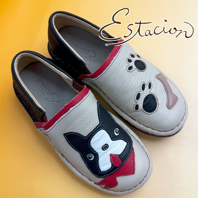 送料無料 スリッポン レディース SS 春夏 新作 夏新作 秋新作 人気 流行 定番 2025 エスタシオン Estacion MSE216 疲れない 痛くない フレンチブルドッグモチーフ ローヒール 本革 歩きやすい フレブル アイボリー ワンちゃん 婦人靴