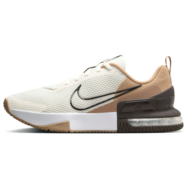 送料無料 スニーカー ローカット メンズ AW 秋冬 新作 秋新作 冬新作 人気 流行 定番 2025 ナイキ NIKE FQ1833-105 エアマックス アルファ トレーナー6 トレーニングシューズ 靴 セイルバロック ブラウン ヘンプ デザートダスト ホワイト ピュアプラチナ