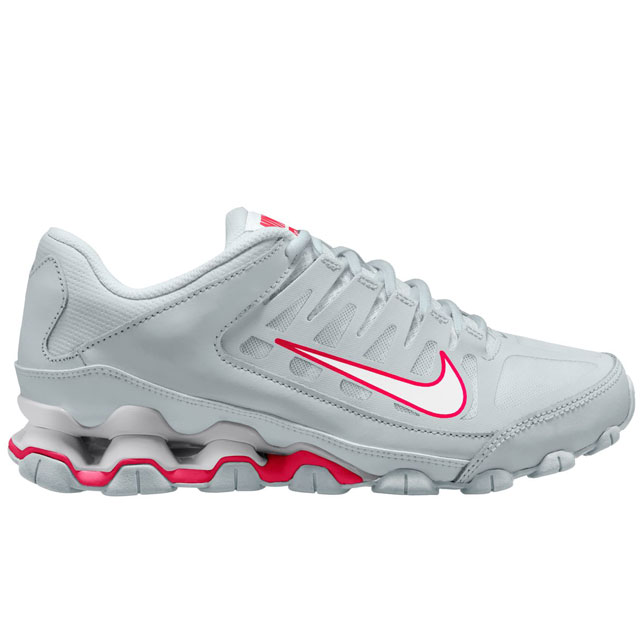 送料無料 スニーカー ローカット レディース AW 秋冬 新作 秋新作 冬新作 人気 流行 定番 2025 ナイキ NIKE 8 TR IO2400-001 NIKE ウィメンズ リアックス メッシュ トレーニングシューズ ピュアプラチナ/ホワイト-レッドオービット 靴