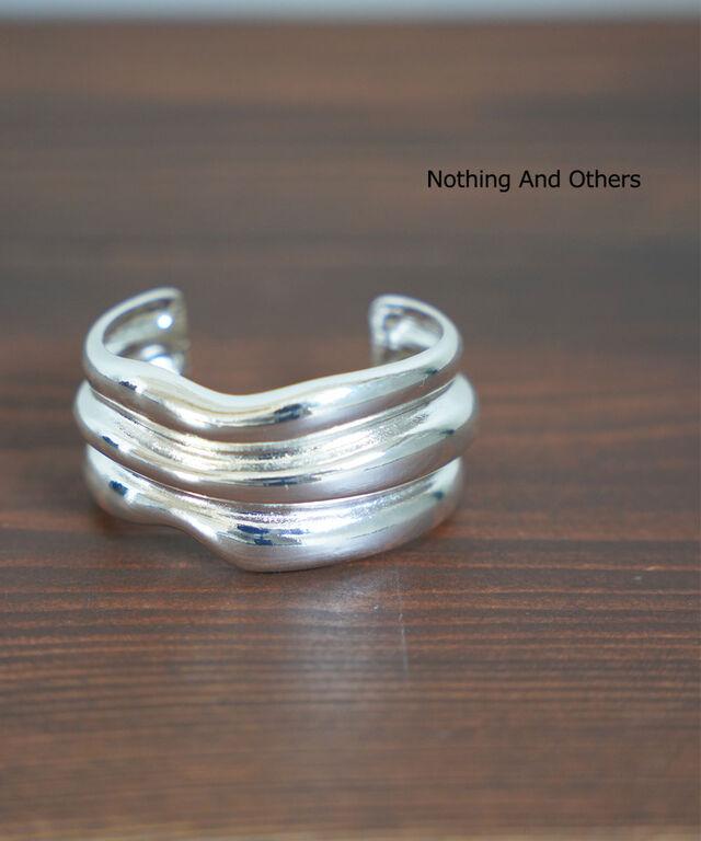 ナッシングアンドアザーズ New Wave Bangle Nothing And Others C42410049 国内正規品 2025春夏新作
