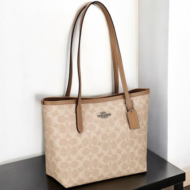 コーチ トートバッグ レディース ブランド COACH CU759 SVPWH サンド 軽量 手提げ 高級 おしゃれ プレゼント 女性 実用的 かわいい