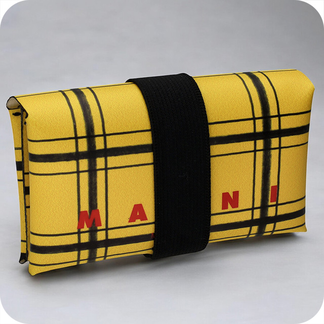 マルニ 三つ折り財布 メンズ レディース ブランド MARNI PFMI0007U9-P6052 イエロー ウォレット 高級 おしゃれ プレゼント 実用的