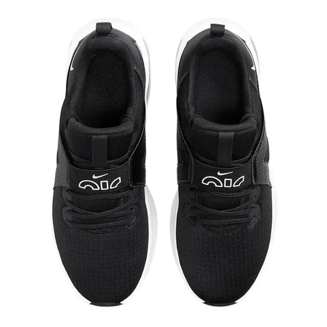 ナイキ エアマックス ベラTR5 レディース スニーカー ブランド 小さい