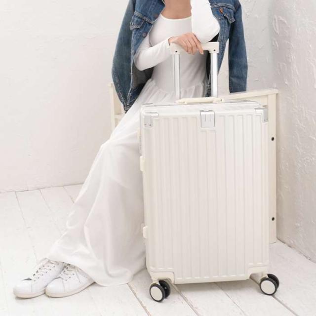 スーツケース M ホワイト 約51L 3泊〜5泊 多機能 カップホルダー付 キャリーケース 旅行 出張  HoldOn travel SCPM003_M_WH