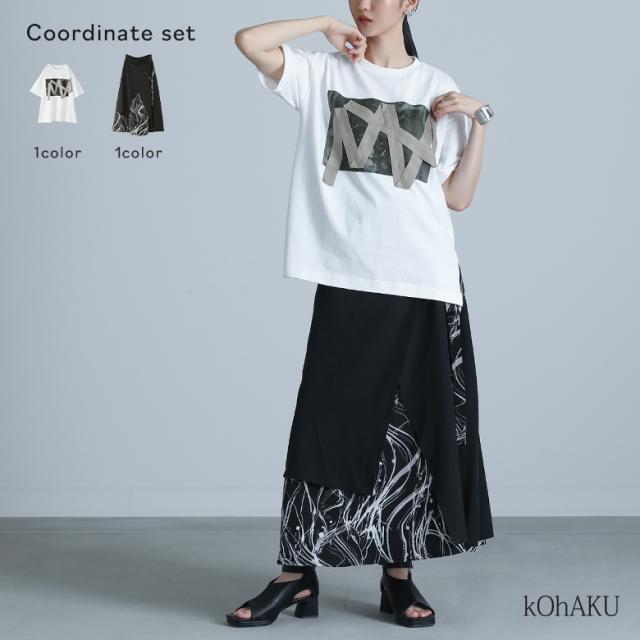 【送料無料】『ランダムテーププリントカットソー×異素材ラップフレアスカートコーデ2点SET』【メール便不可】【30】[2点コーデセット 2025 レディース カットソー 半袖 プリント柄 フレアスカート ラップスカート]