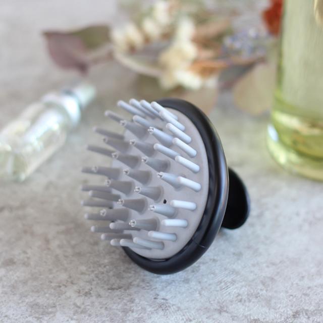 エナジーラドンブラシ シャンプーブラシ ER-100C(ヘッドスパブラシ 頭皮ブラシ スカルプブラシ 頭皮マッサージブラシ プレゼント マイナスイオン ヘッドスパ ブラシ マッサージ 頭皮 洗浄 髪 ラドン 鉱石 髪の毛 スカルプケア 女性 男性 頭皮ケア)