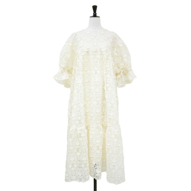 leur logette ルール ロジェット ワンピース ホワイト 白 サイズ:記載なし / 花柄 立体刺繍 チュール ワンピース / ドレス レース パフスリーブ シースルー / 日本製 / トップス ドレス【レディース】【中古】【K4473】
