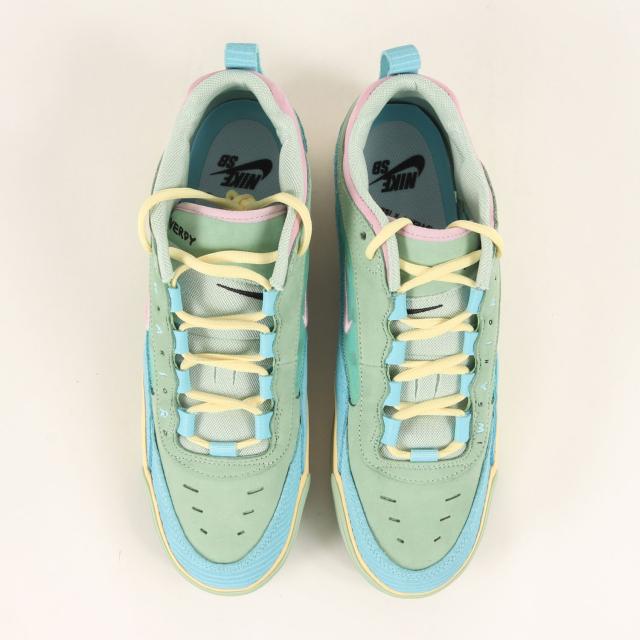 NIKE ナイキ サイズ:US10.5(28.5cm) | VERDY SB AIR MAX ISHOD VISTY (HF4074-400) | ヴェルディ エアマックスイショッド | ブルーゲイズ ライトアークティックピンク | ローカット スニーカー シューズ 靴 | コラボ 別注【メンズ】【K4554】