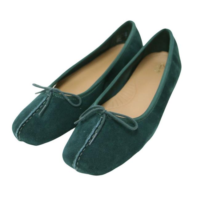 Clarks クラークス サイズ:UK7(26.0cm) | フレックル アイス スエード バレエシューズ | Freckle Ice | パンプス フラット スクエアトゥ レザー グリーン | ブランド 靴【レディース】【中古】【美品】【K4563】