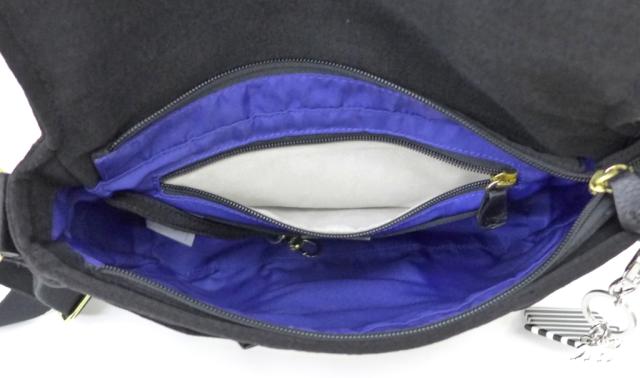 ｷﾌﾟﾘﾝｸﾞ KIPLING ｼｮﾙﾀﾞｰﾊﾞｯｸﾞ ﾁｬｰﾑ付き 黒 【中古】(42613)の通販はau