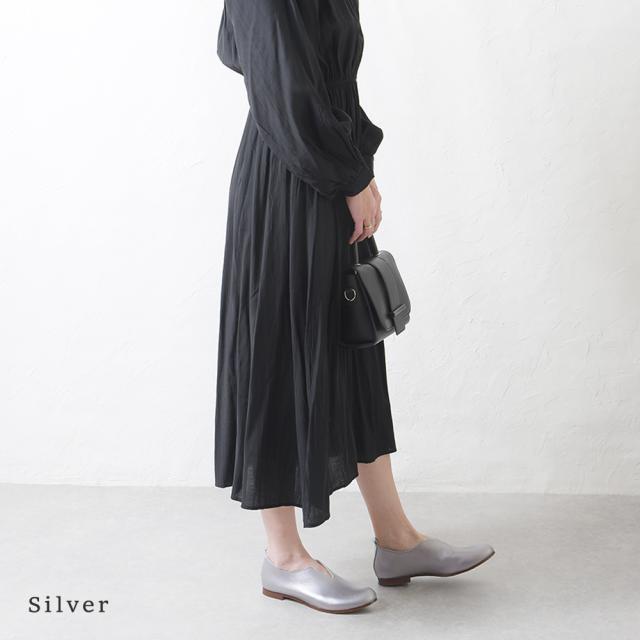 パンプス フラットシューズ ローヒール ぺたんこ フラット Vカット ラウンドトゥ 痛くない 柔らかい 長時間 疲れない 歩きやすい 走れる おしゃれ かわいい 靴 日本製 大きいサイズ 25cm 25.5cm 26cm 黒 ブラック シルバー 軽量 立ち仕事 本革 レザー