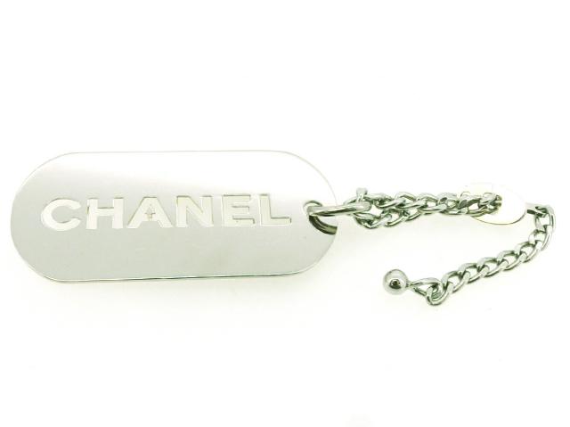 【BIGお買い物ラリー★30%OFFセール中】シャネル CHANEL キーホルダーロゴプレート オールドシャネル シルバー レディース 中古