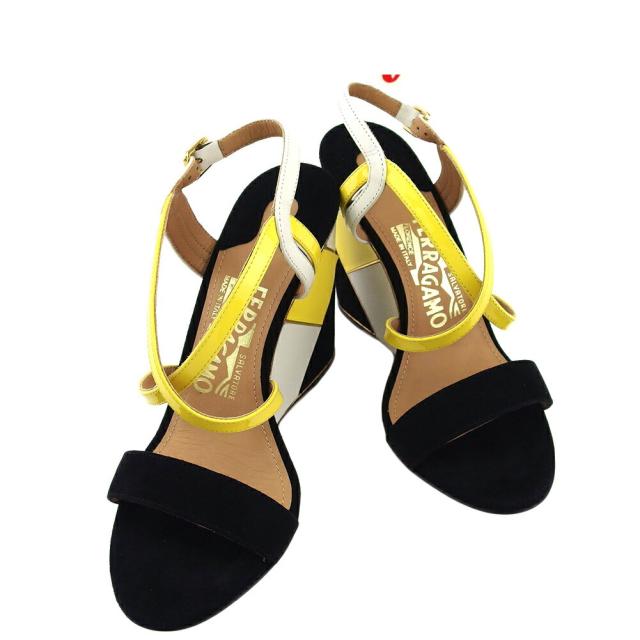 【X'masセール★30%OFF】サルヴァトーレフェラガモ Salvatore Ferragamo サンダル ブラック×ホワイト×イエロー×ゴールド レディース 中古
