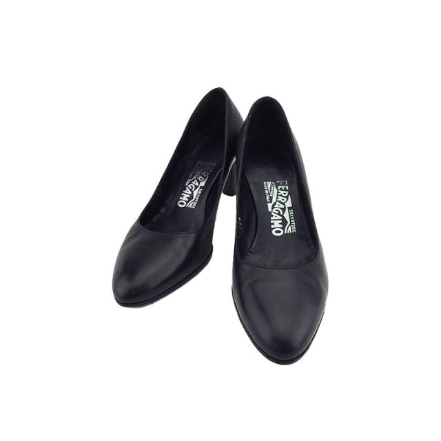 【BIGお買い物ラリー★30%OFFセール中】サルヴァトーレフェラガモ Salvatore Ferragamo パンプスアーモンドトゥ ♯4ハーフC ブラック レディース 中古