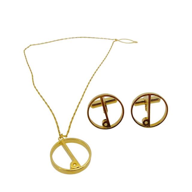 【BIGお買い物ラリー★30%OFFセール中】ダンヒル Dunhill カフス2アイテムセット dマーク スウィヴル式 ゴールド レディース 中古