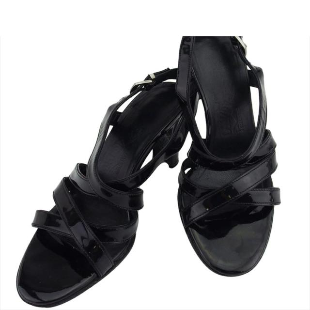 【BIGお買い物ラリー★30%OFFセール中】サルヴァトーレフェラガモ Salvatore Ferragamo サンダルクロスデザイン アンクルストラップ ブラック シルバー レディース 中古