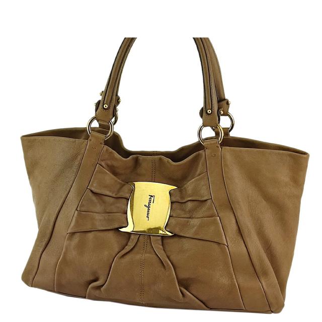 【BIGお買い物ラリー★30%OFFセール中】サルヴァトーレフェラガモ Salvatore Ferragamo トートバッグヴァラ ブラウン ゴールド レディース 中古