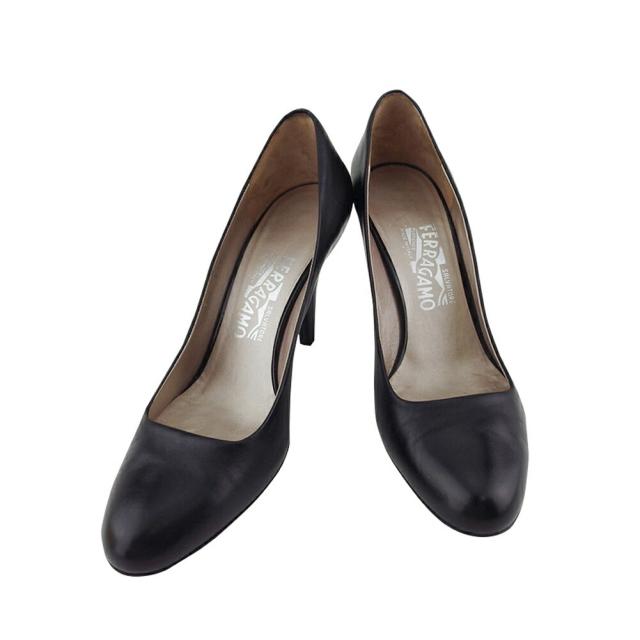 【X'masセール★30%OFF】サルヴァトーレフェラガモ Salvatore Ferragamo パンプスラウンドトゥ ♯7C ハイヒール ブラック レディース 中古