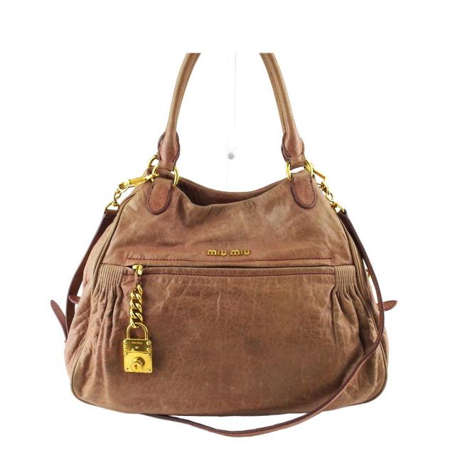 【BIGお買い物ラリー★30%OFFセール中】ミュウミュウ MIUMIU ショルダーバッグギャザー入り カデナチャーム付き ピンク ベージュ ピンク レディース 中古