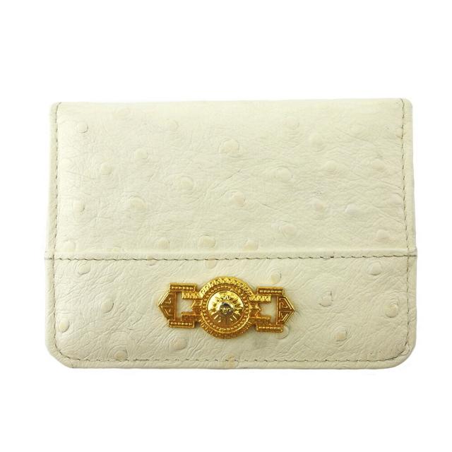 【BIGお買い物ラリー★30%OFFセール中】ジャンニ・ヴェルサーチ Gianni Versace カードケースオーストリッチ調 ヴェルサーチ サンバースト ホワイト 白 ゴールド レディース 中古