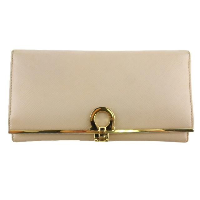 【BIGお買い物ラリー★30%OFFセール中】サルヴァトーレフェラガモ Salvatore Ferragamo 長財布ガンチーニ ベージュ ゴールド レディース 中古