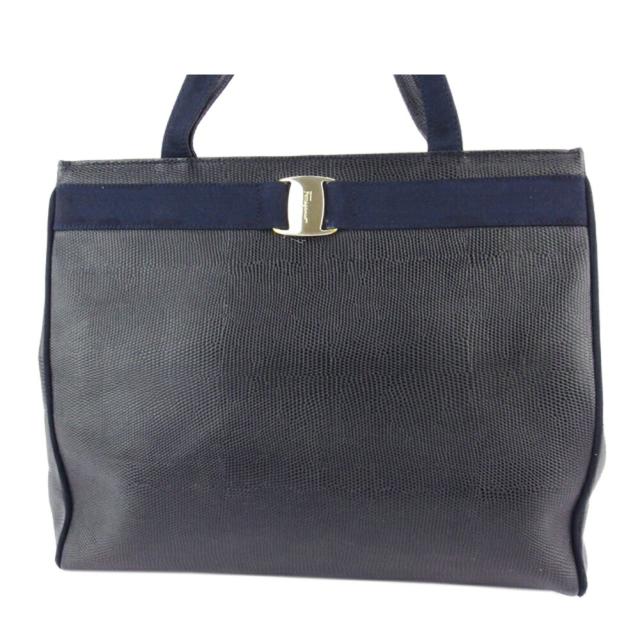 【BIGお買い物ラリー★30%OFFセール中】サルヴァトーレフェラガモ Salvatore Ferragamo トートバッグヴァラ リザード調 ネイビー ゴールド レディース 中古