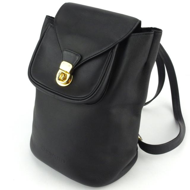 【BIGお買い物ラリー★30%OFFセール中】レオナール LEONARD リュック・デイパックロゴ ブラック ゴールド レディース 中古