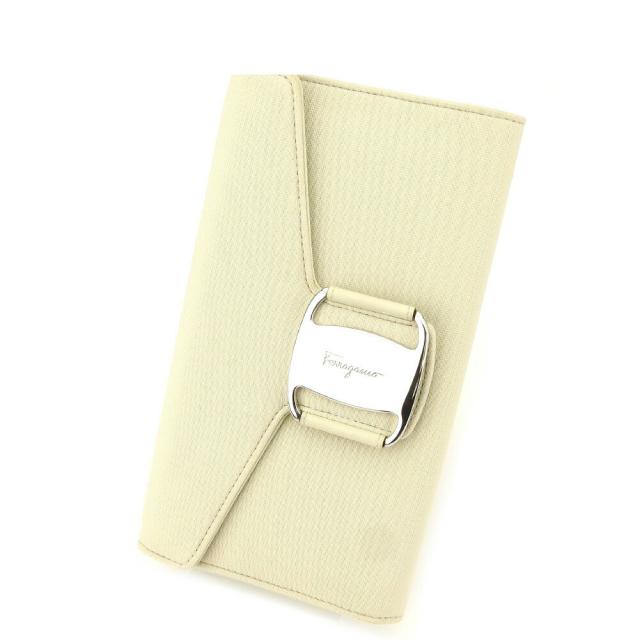 【X'masセール★30%OFF】サルヴァトーレフェラガモ Salvatore Ferragamo 長財布ヴァラ ベージュ シルバー レディース 中古