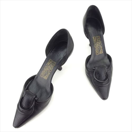 【BIGお買い物ラリー★30%OFFセール中】サルヴァトーレフェラガモ Salvatore Ferragamo パンプスガンチーニ #4 ブラック レディース 中古