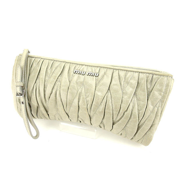 【X'masセール★30%OFF】ミュウミュウ MIUMIU ポーチマテラッセ グレー×シルバー レディース 中古
