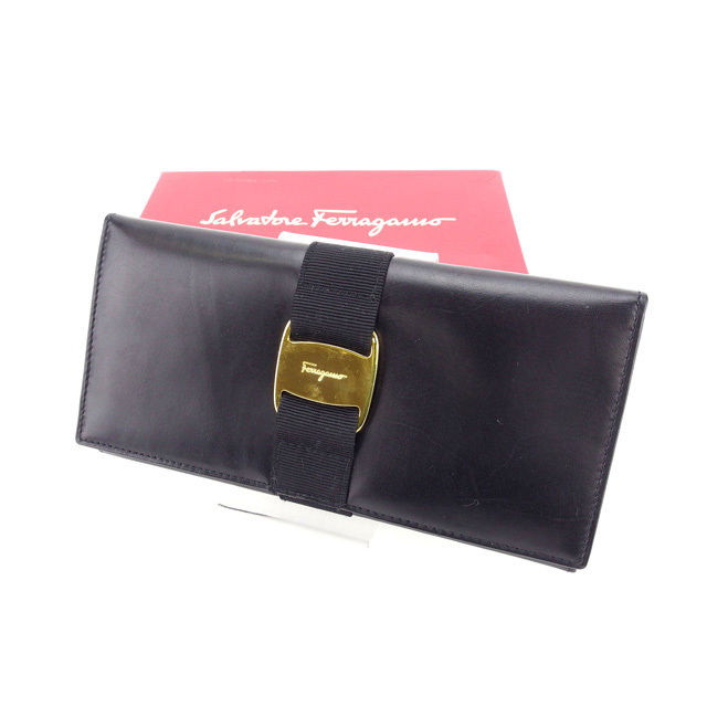 【BIGお買い物ラリー★30%OFFセール中】サルヴァトーレフェラガモ Salvatore Ferragamo 長財布ヴァラ金具 ブラック×ゴールド レディース 中古