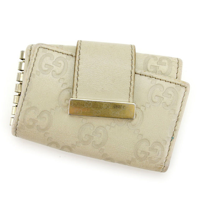 【BIGお買い物ラリー★30%OFFセール中】グッチ GUCCI キーケースグッチシマ GG柄プレート付き ベージュ×ゴールド レディース 中古