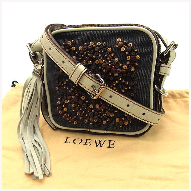 【BIGお買い物ラリー★30%OFFセール中】ロエベ LOEWE ショルダーバッグウッドビーズアナグラム フリンジチャーム付き ネイビー×ホワイト系 レディース 中古
