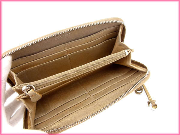 ジミーチュウ JIMMY CHOO 長財布星型スタッズ メタリックゴールド