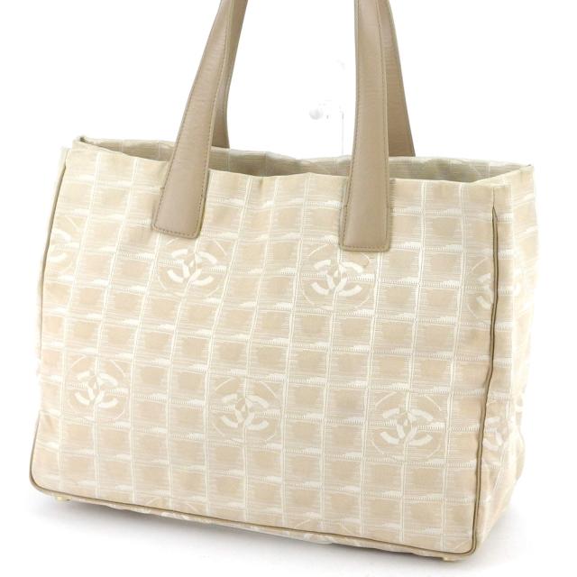 【BIGお買い物ラリー★30%OFFセール中】シャネル CHANEL トートバッグニュートラベルライン トートMM ベージュ ゴールド レディース 中古