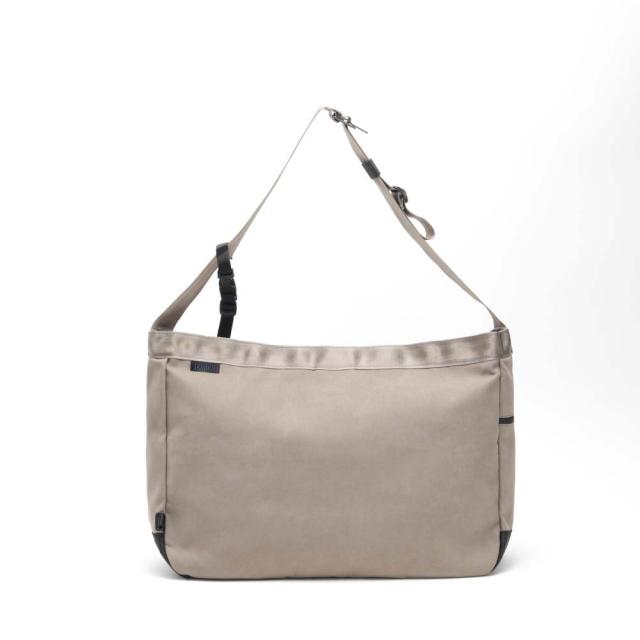 クローム CHROME ニュースペーパーメッセンジャー NEWSPAPER MESSENGER メッセンジャーバッグ JP197FRSU