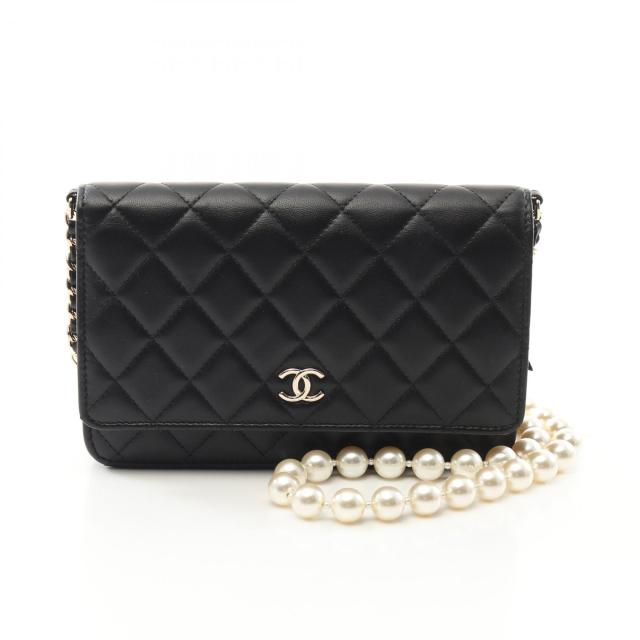 シャネル CHANEL マトラッセ ショルダーバッグ バッグ ラムスキン（羊革） レディース ブラック系 AP2579 【中古】