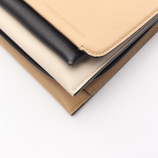 サルヴァトーレフェラガモ Salvatore Ferragamo ガンチーニ ショルダー