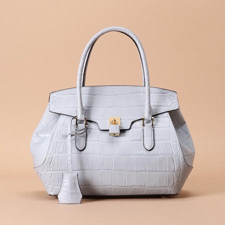 サマンサタバサ トートバッグ イタリアンカーフレザー 大サイズ ダルブルー Samantha Thavasa サマンサ タバサ ブランド 正規品 新品 ギフト プレゼント 人気 おすすめ 誕生日 記念日 クリスマス 送料無料 ラッピング無料