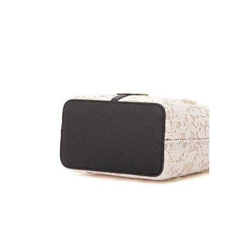 ジルスチュアート JILLSTUART ラッキーアイコンポシェット ジル バイ