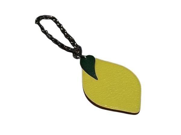 HERMES エルメス バッグチャーム フルーツポルトクレ イエロー レザー ユニセックス【本物保証】