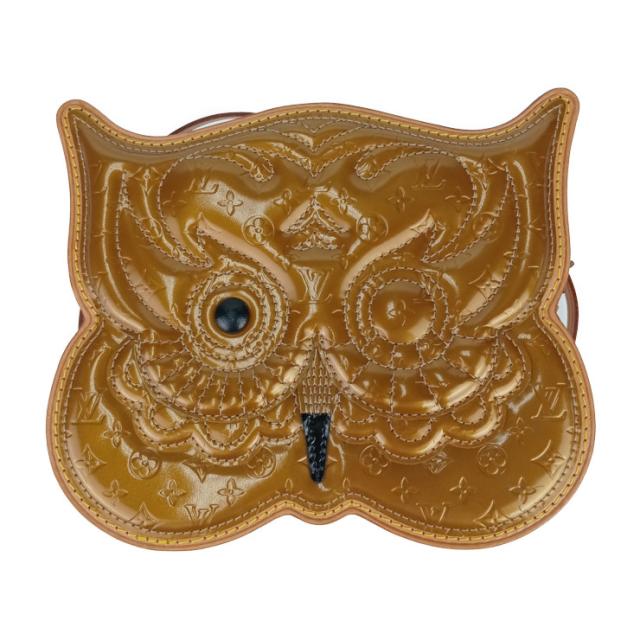 美品 LOUIS VUITTON ルイ ヴィトン ショルダーバッグ クロスボディバッグ ポシェットコントドゥフェ M92268 ゴールド ヴェルニ レディース アニマル フクロウ アウル【本物保証】